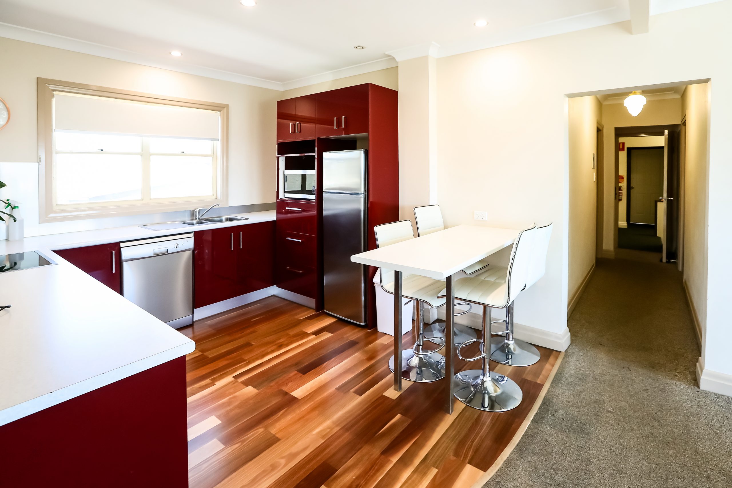 Apartments - Hampton Court Apartments